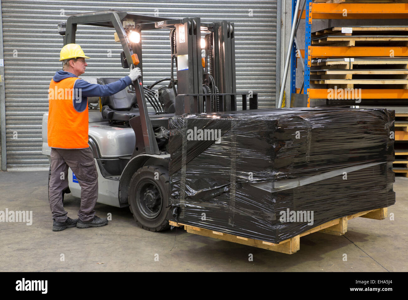 Forklift driver hi-res stock photography and images - Alamy