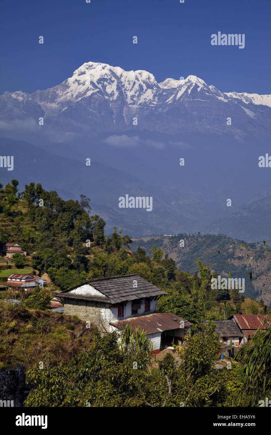 Gurung house hi-res stock photography and images - Alamy