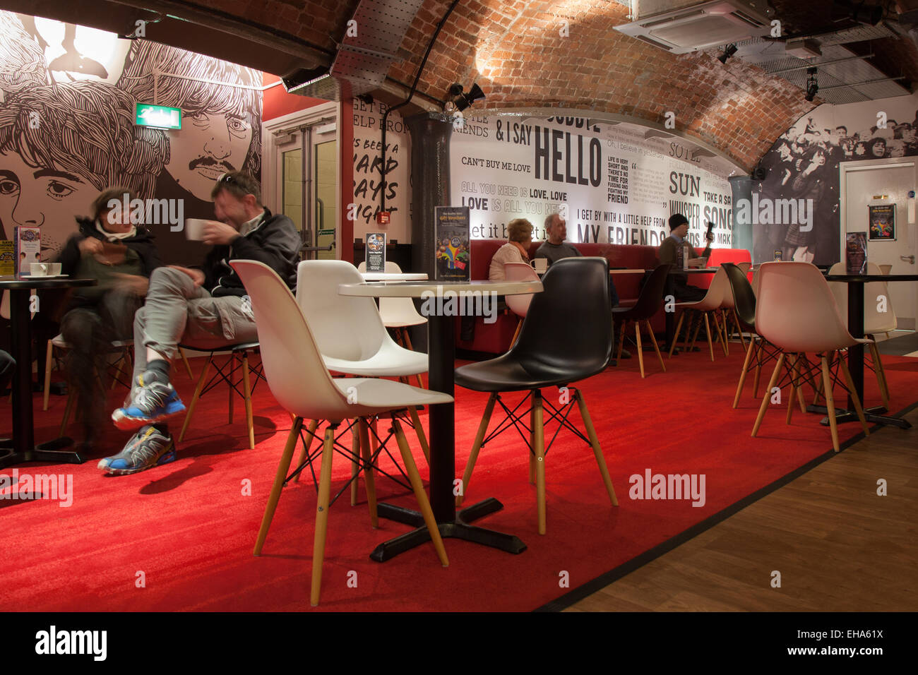 1960s cavern club style arches fab4 cafe hi-res stock photography and ...