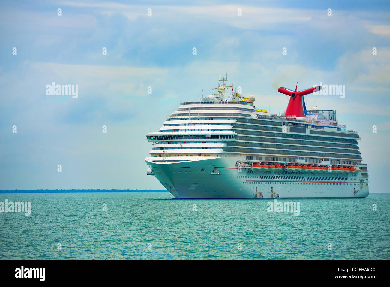 Belize cruise liner hi-res stock photography and images - Alamy