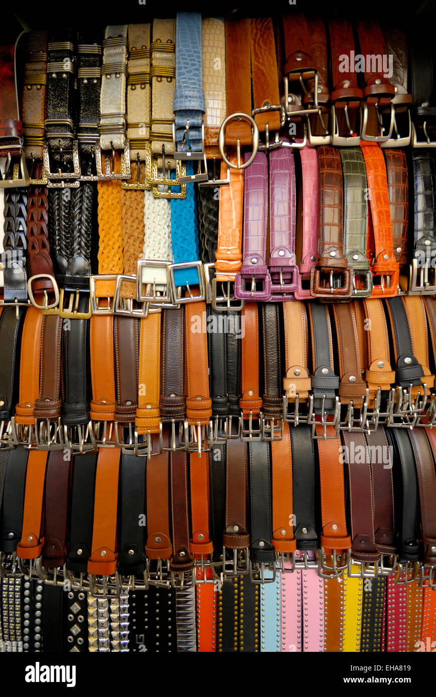 Florence market belt leather hi-res stock photography and images - Alamy