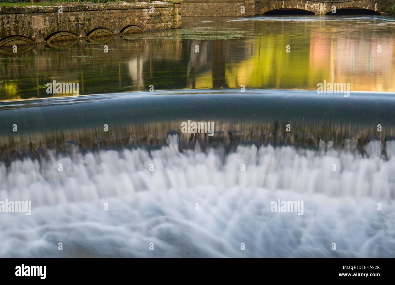 Water flowing over bridge hi-res stock photography and images - Alamy