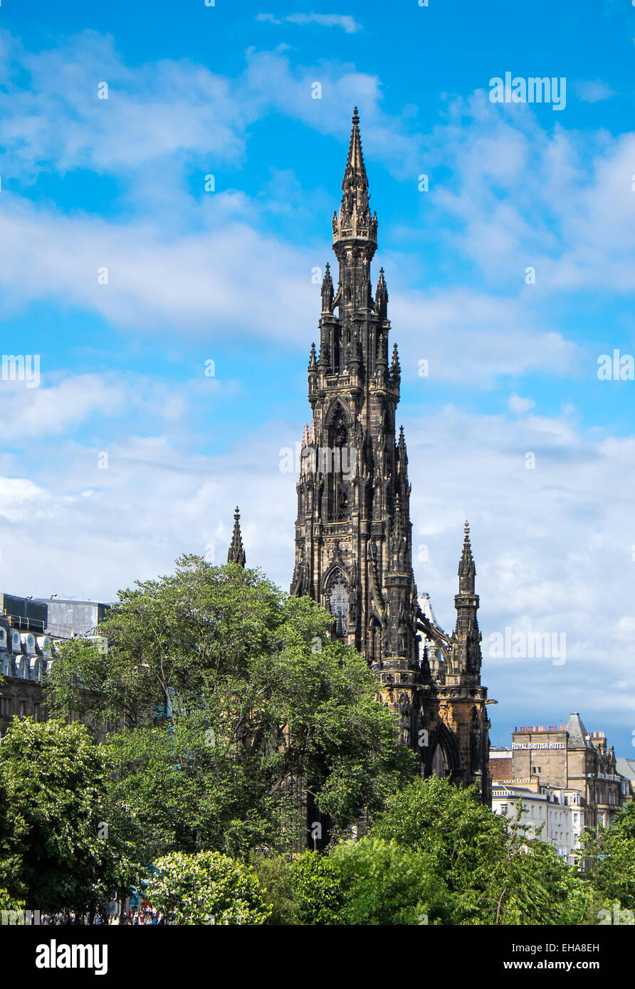 The tower of the Scott Monument in Edinburgh, Scotland Stock Photo - Alamy