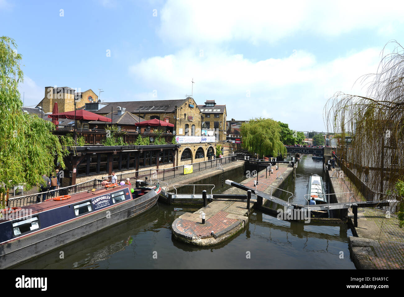 London city road lock hi-res stock photography and images - Alamy