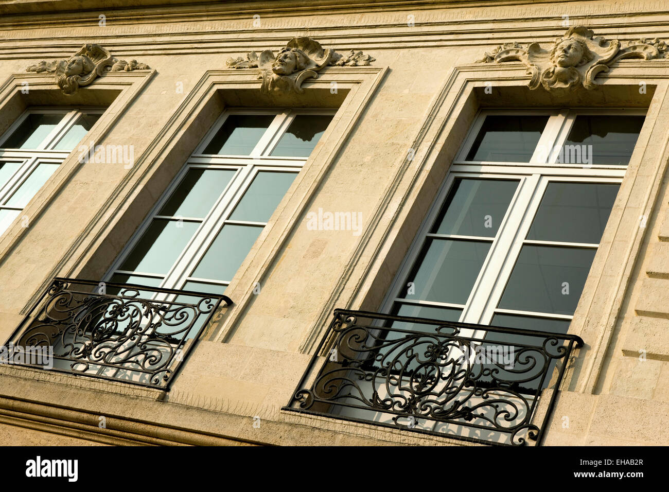 Mascaron bordeaux hi-res stock photography and images - Alamy