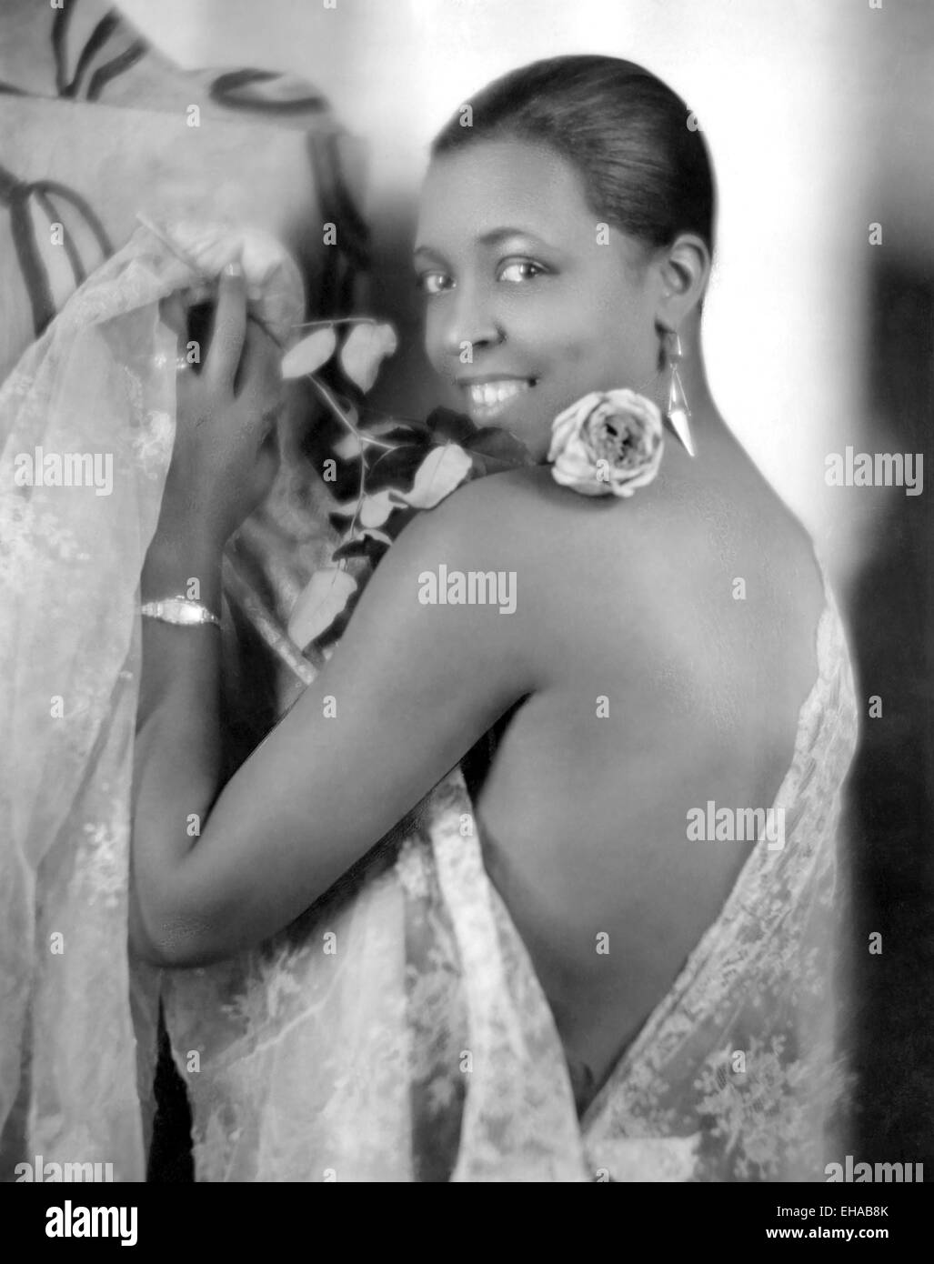 Ethel Waters, Smiling Portrait, 1926 Stock Photo - Alamy