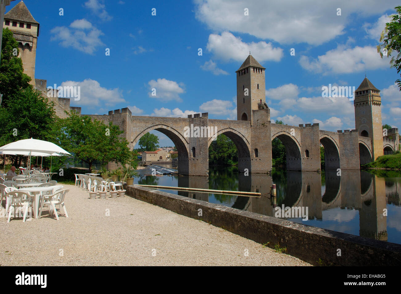 Cahors, Valentre bridge, Pont Valentre, Lot River, Lot departament ...