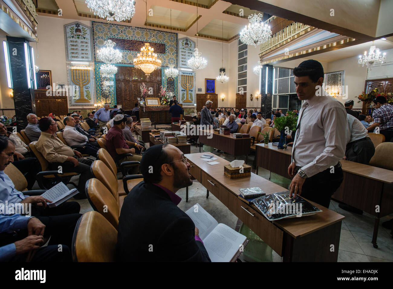 Iranian Jews attend one of the biggest synagogue in Northern Tehran ...