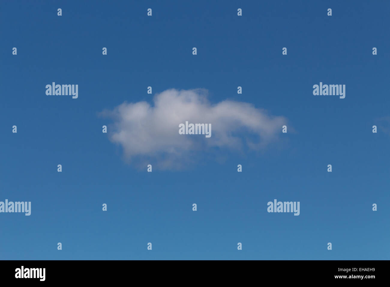 single cloud int the sky Stock Photo - Alamy