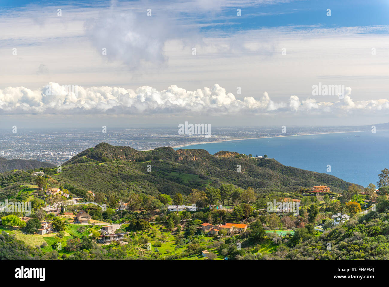 City overlook hi-res stock photography and images - Alamy