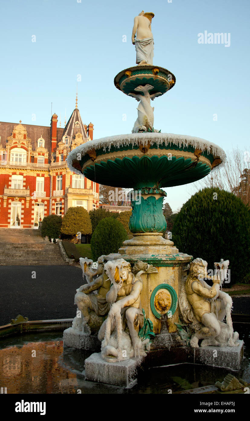 Chateau impney hi-res stock photography and images - Alamy