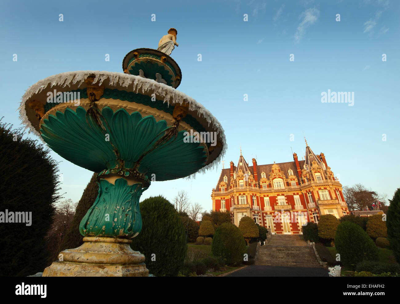 Chateau impney hotel hi-res stock photography and images - Alamy