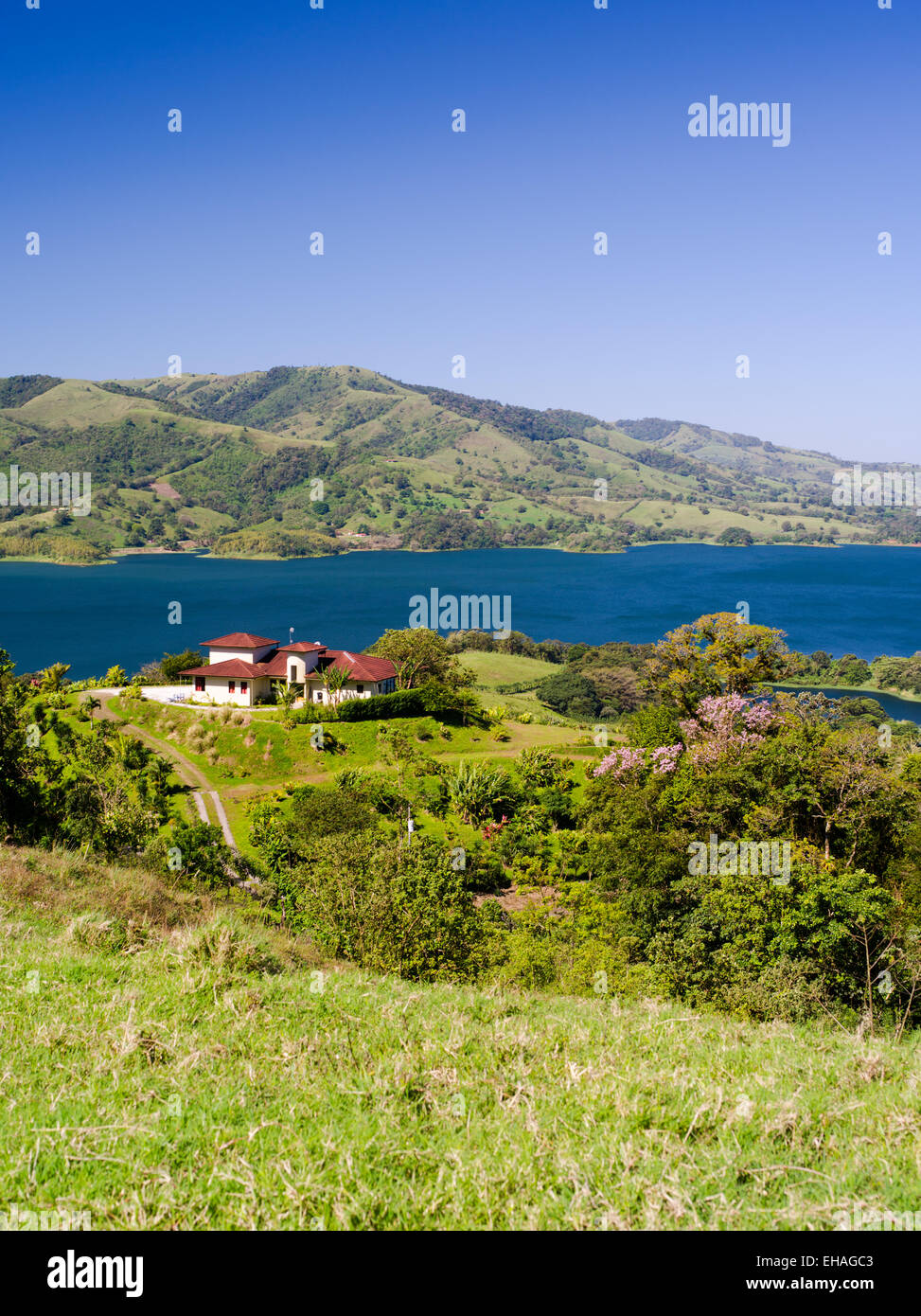 Lakes in costa rica hi-res stock photography and images - Alamy
