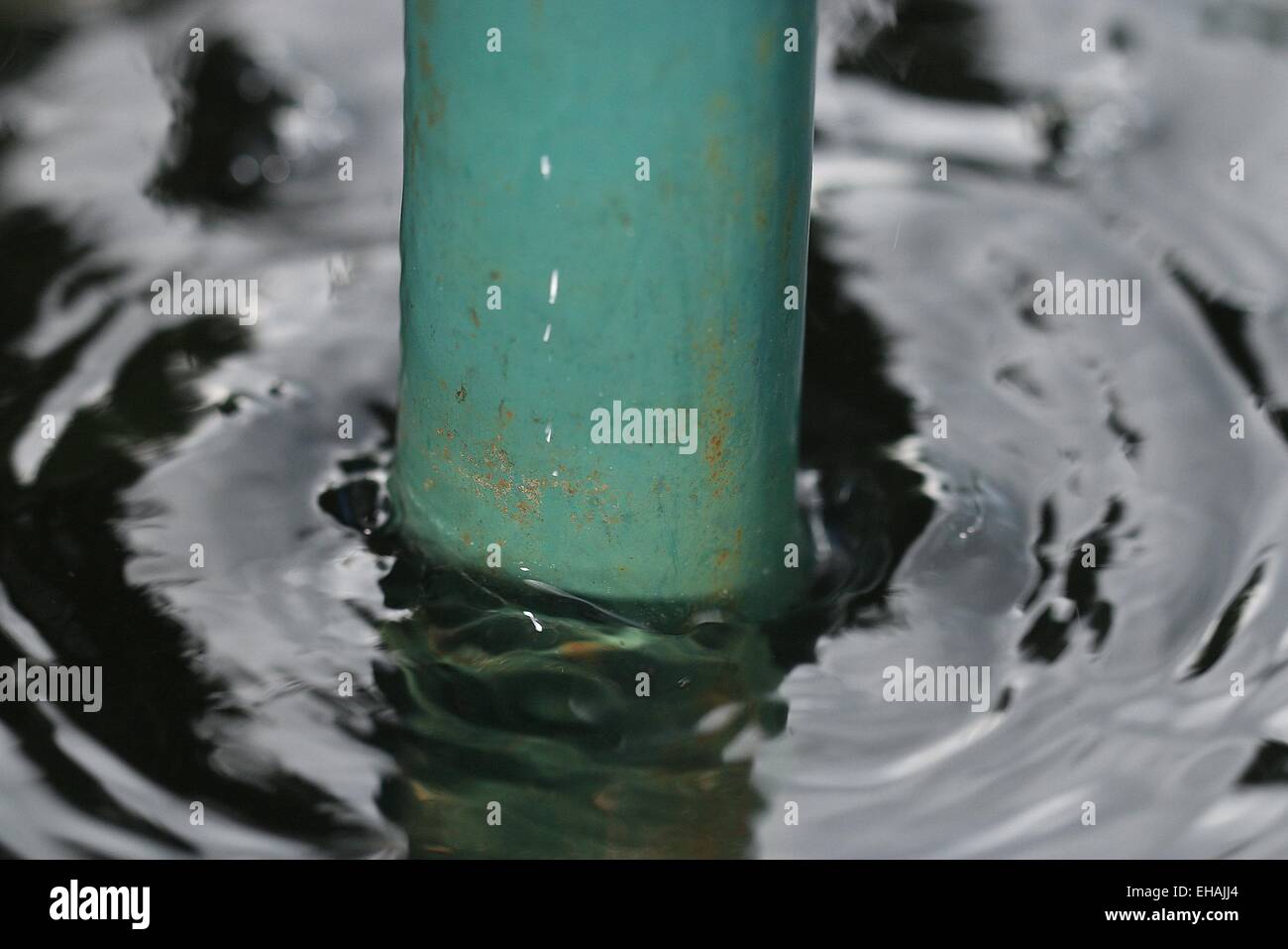 Blue steel water pipe pipes hi-res stock photography and images - Alamy