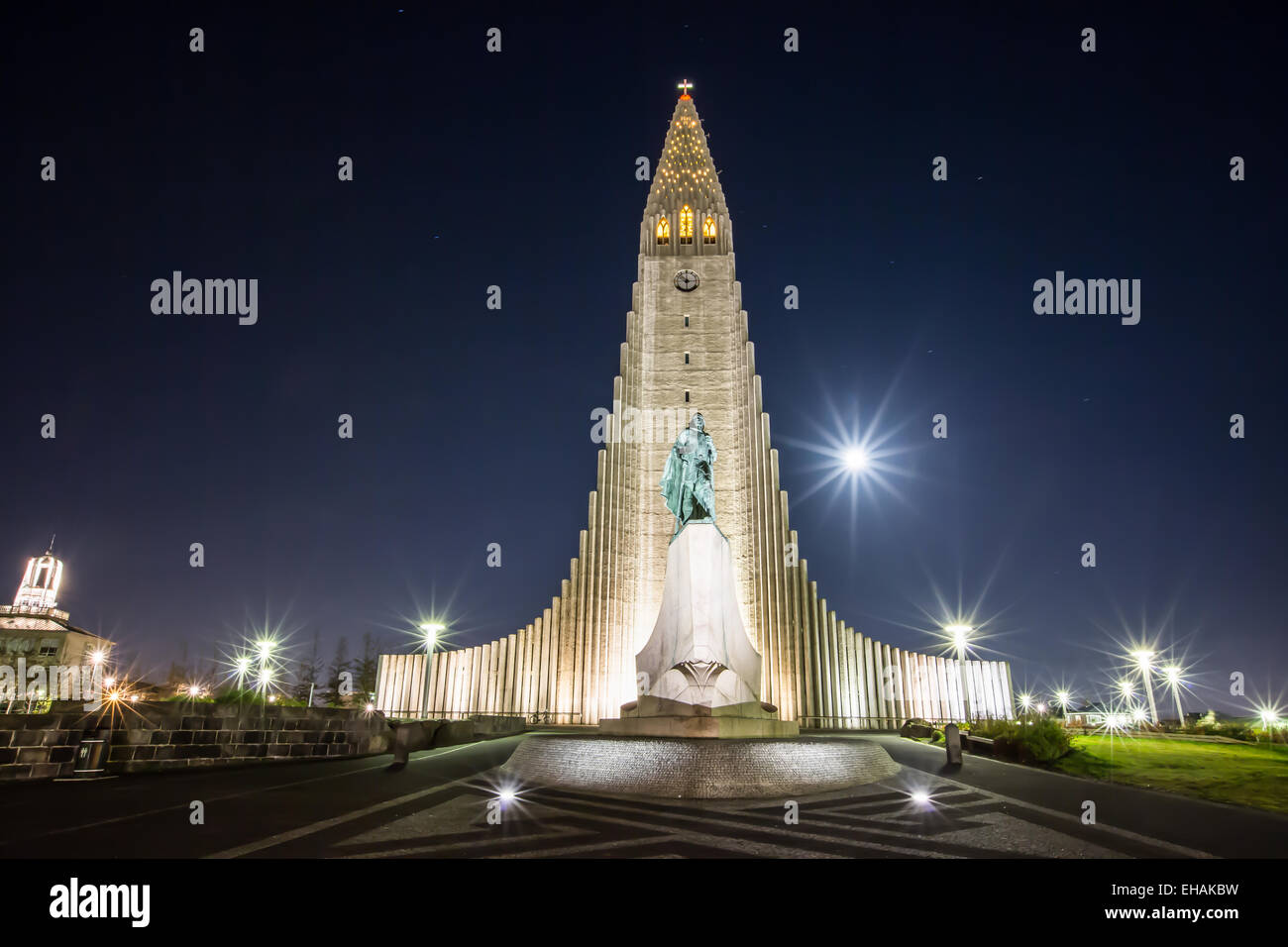 REYKJAVIK, ICELAND - OCTOBER 5: The Hallgrimskirche at night time on ...