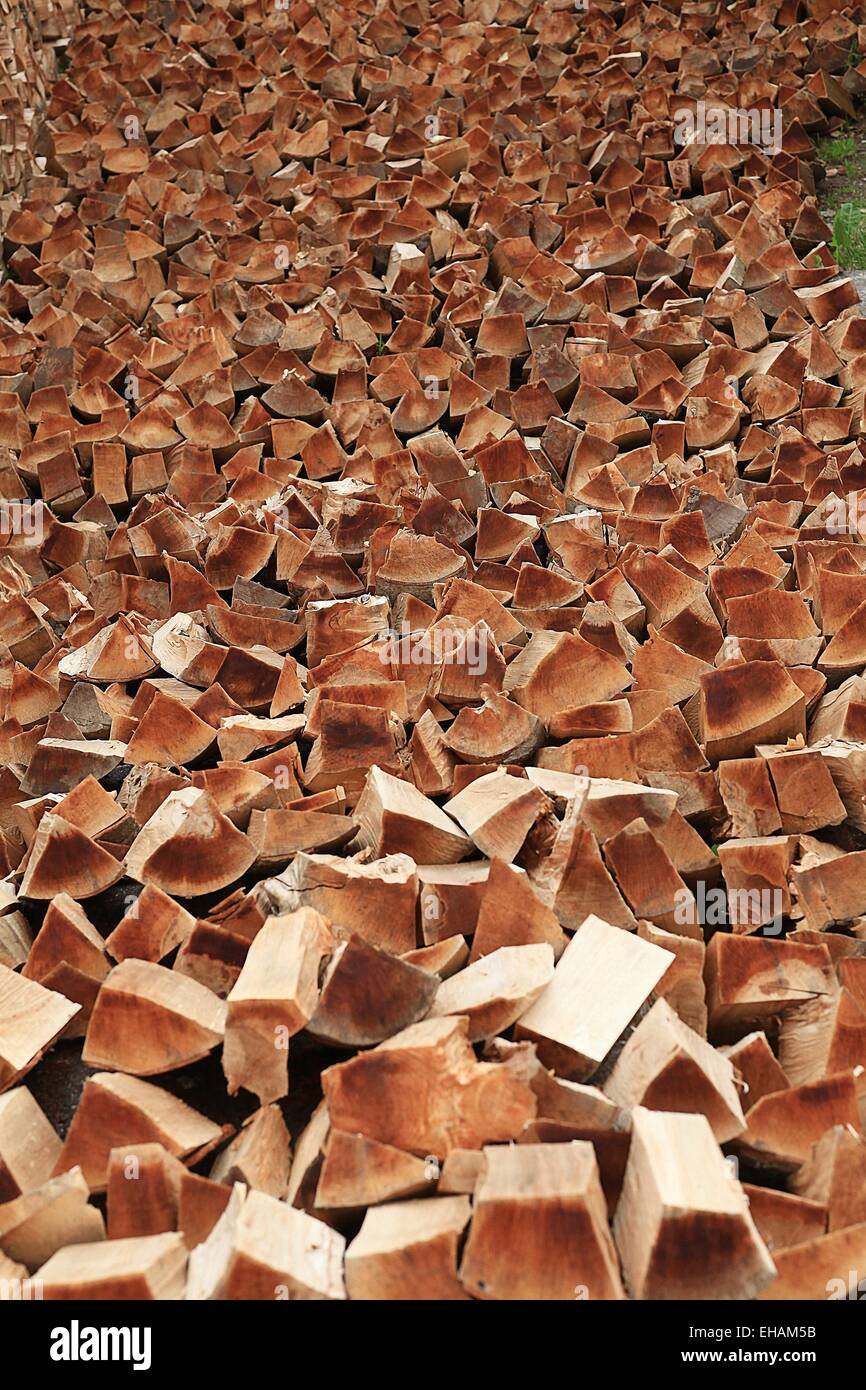 Split wood texture hi-res stock photography and images - Alamy