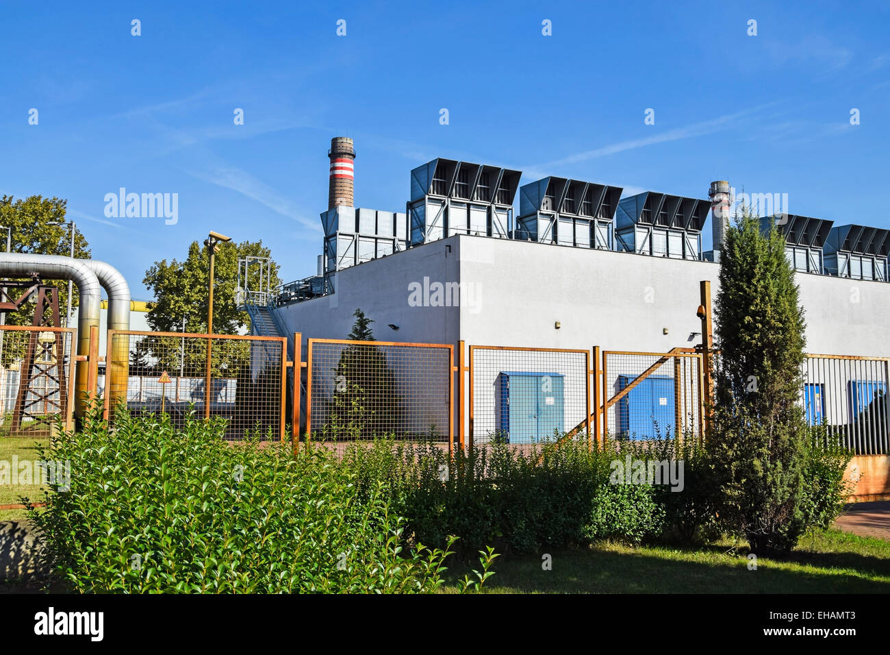 Industrial green air pipeline hi-res stock photography and images - Alamy