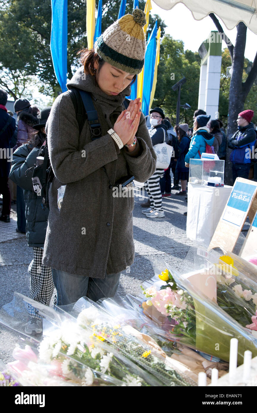 Tokyo, Japan. 11th March, 2015. Japan pauses to remember the 2011 ...