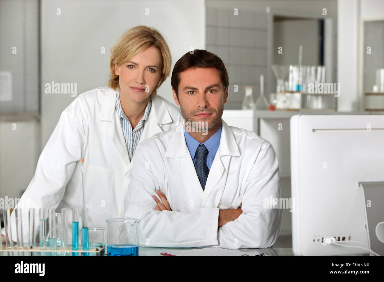 Scientists hi-res stock photography and images - Alamy