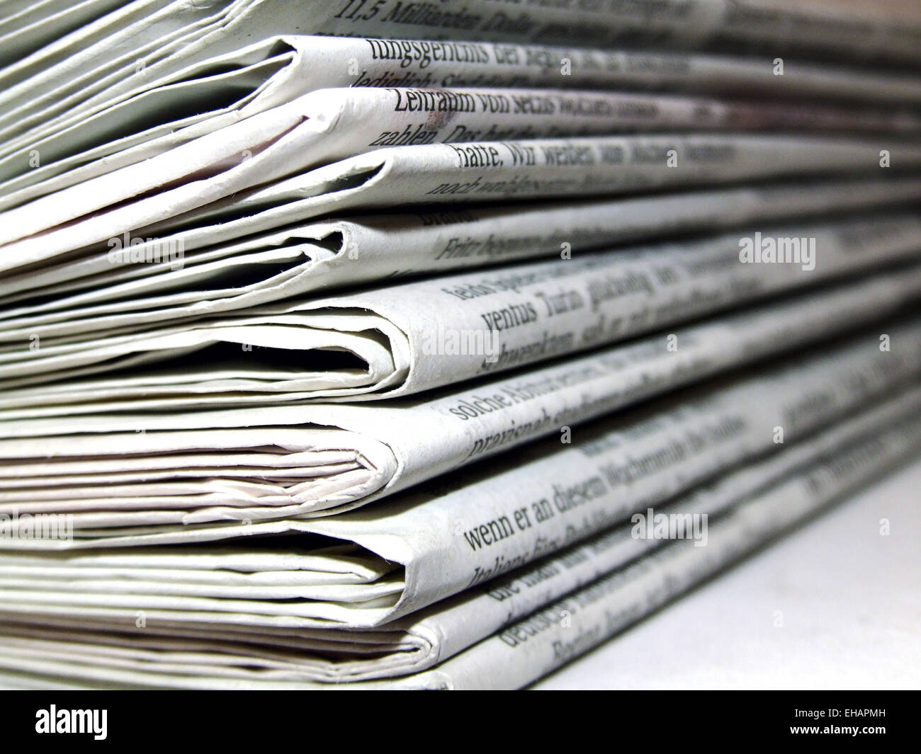 Stapel Zeitungen