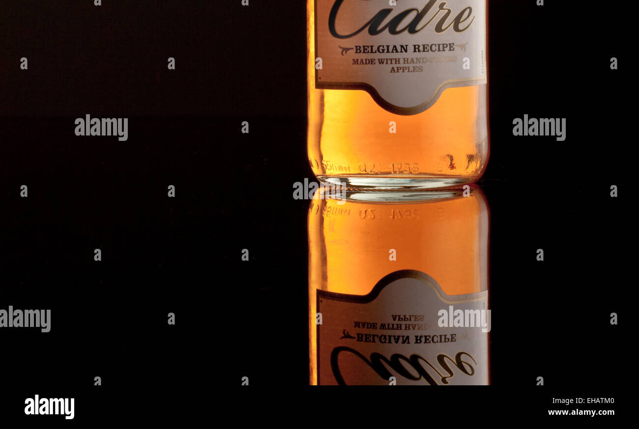 Frothing cidre hi-res stock photography and images - Alamy