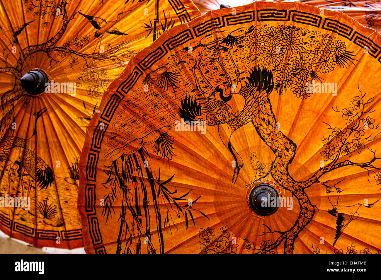 Traditional Hand Painted Paper Parasols For Sale, Bo Sang Handicraft ...