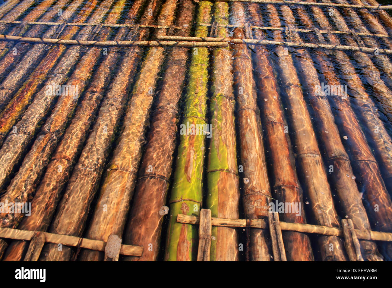 Handmade raft hi-res stock photography and images - Alamy