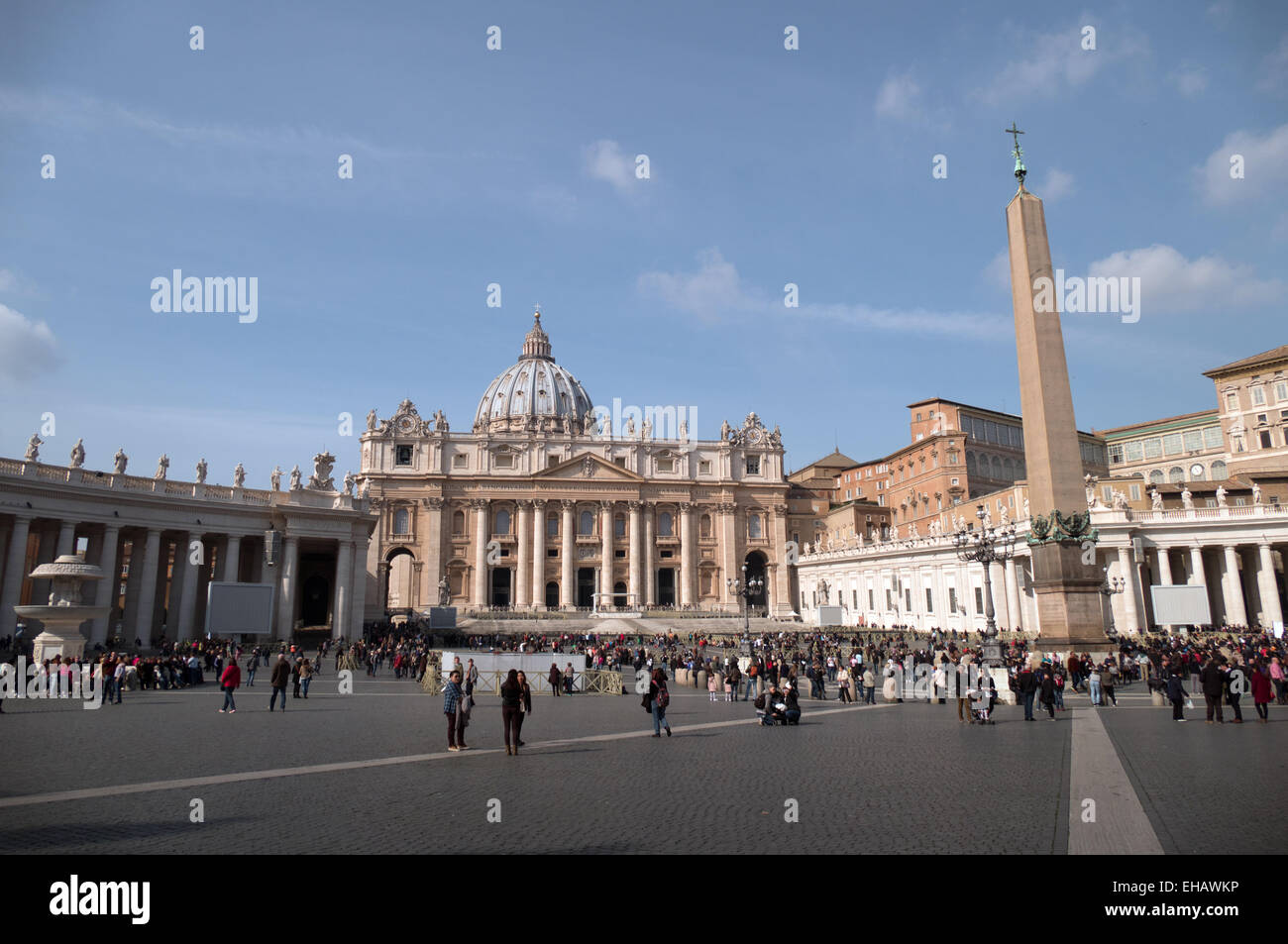 Crowd Vatican City High Resolution Stock Photography and Images - Alamy