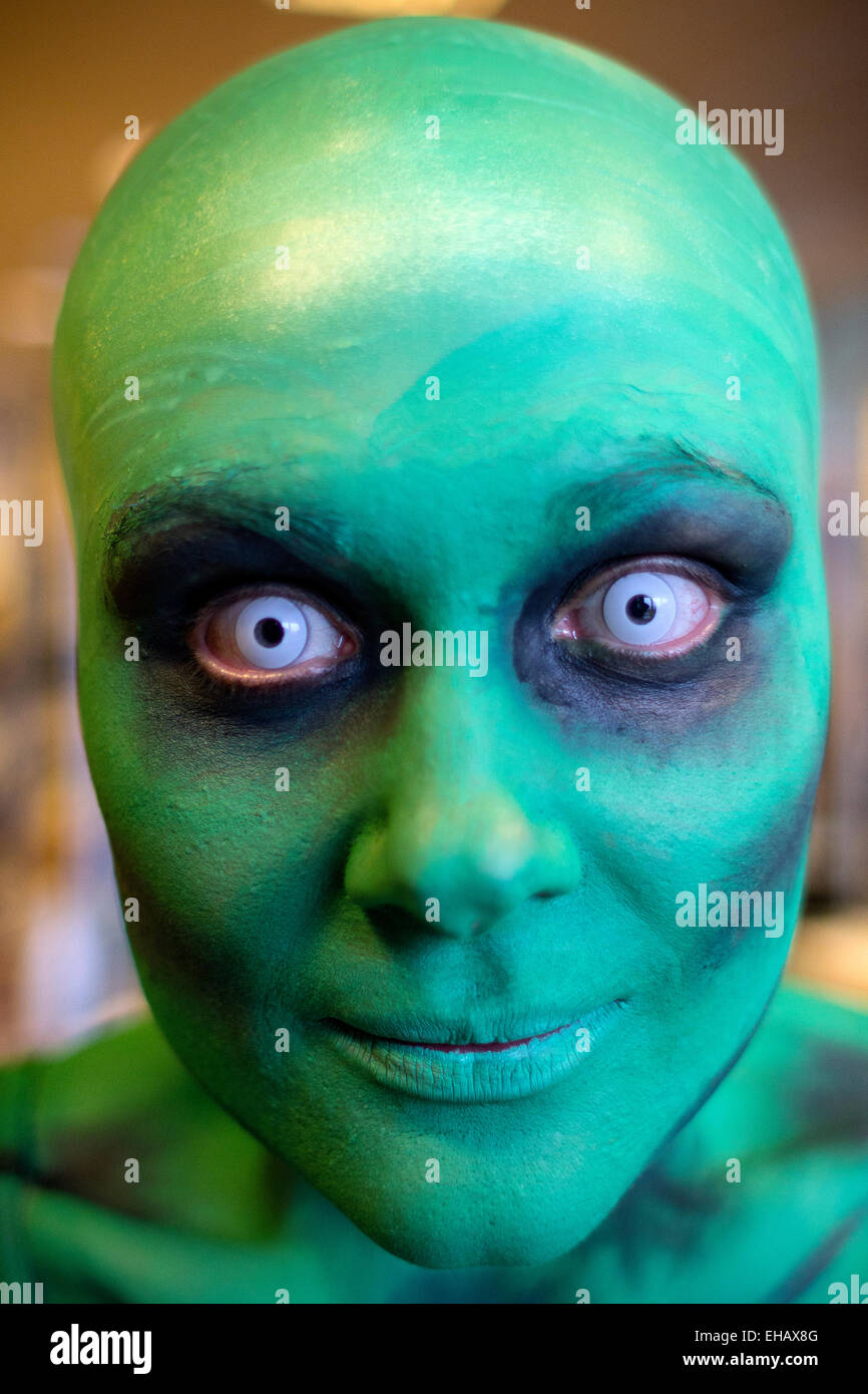 Cartoon zombie hi-res stock photography and images - Alamy