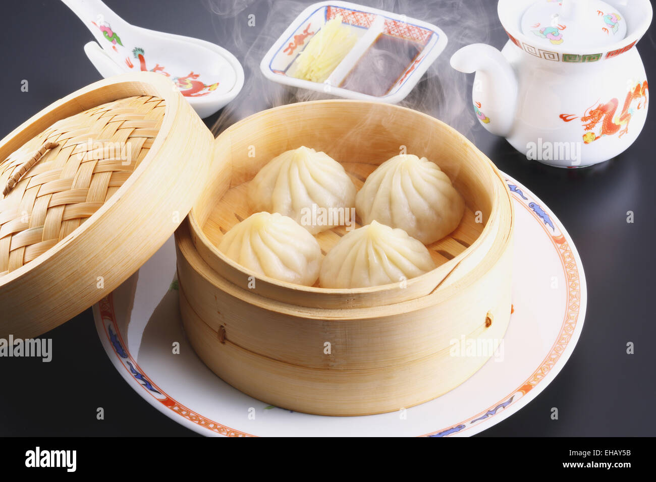 Dim Sum dumplings Stock Photo - Alamy