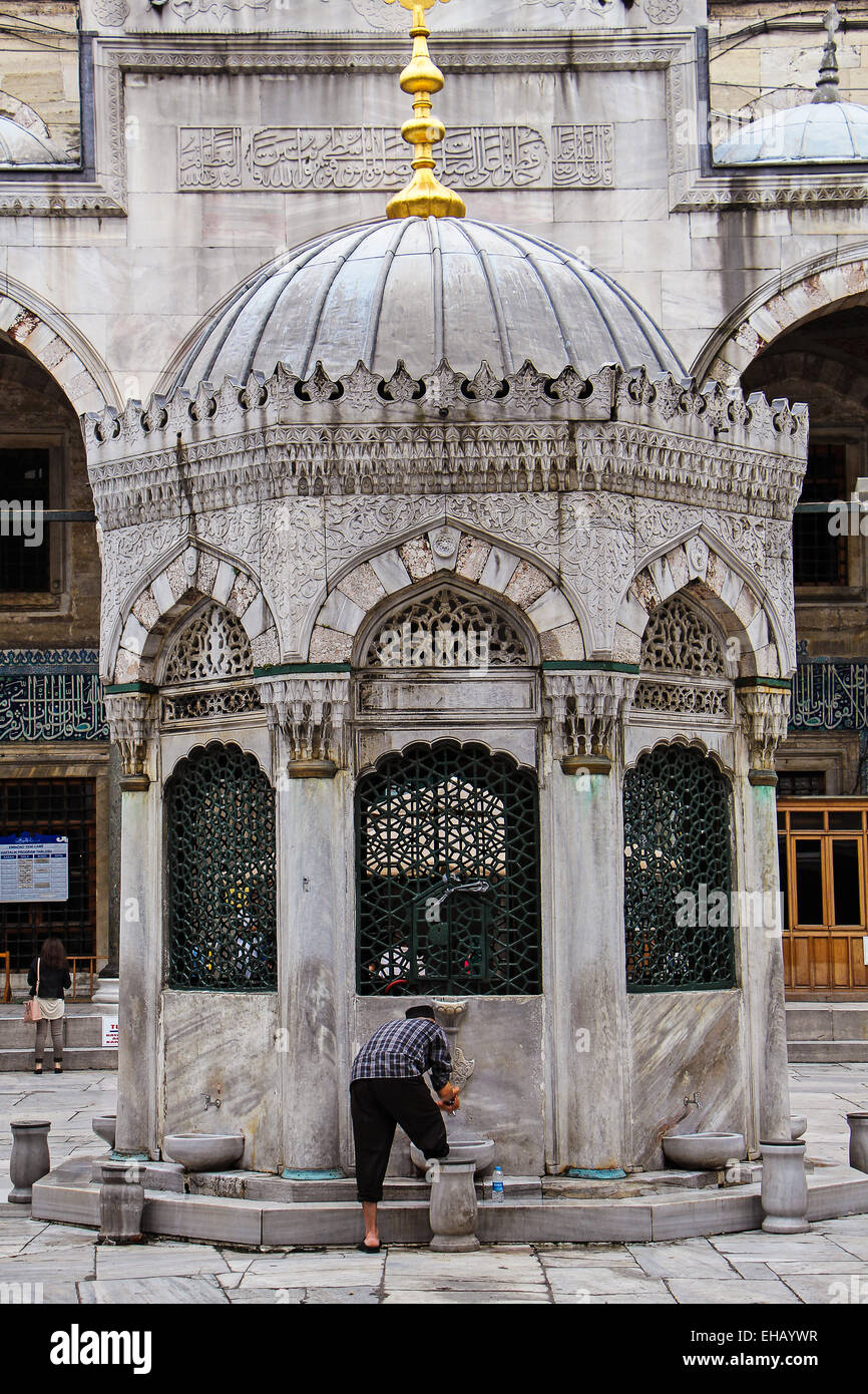 Turkey Istanbul Bosphorus Eminonu Mosque Stock Photo - Alamy
