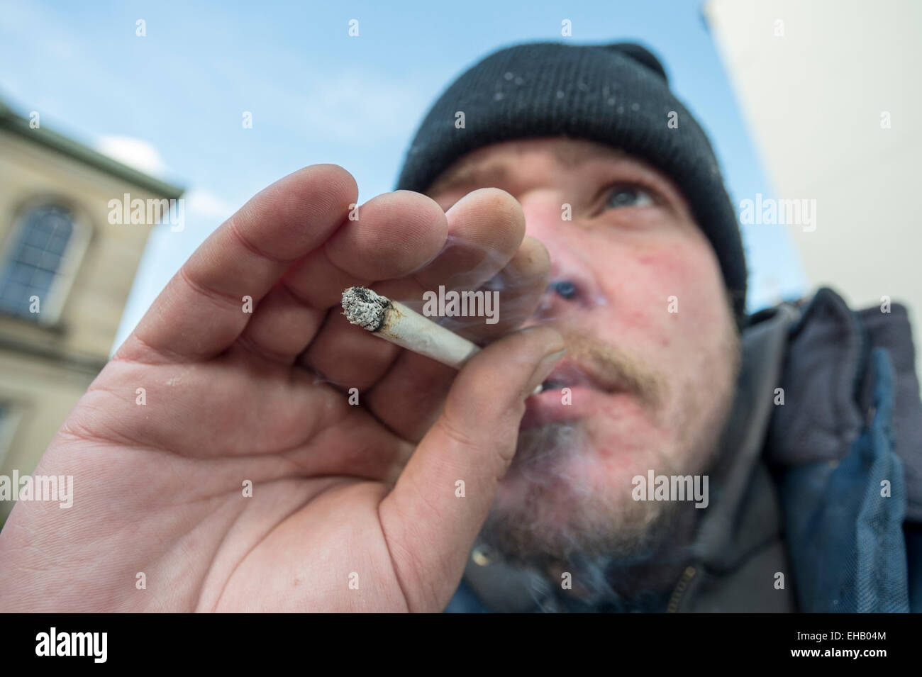 Man smoking joint hi-res stock photography and images - Alamy