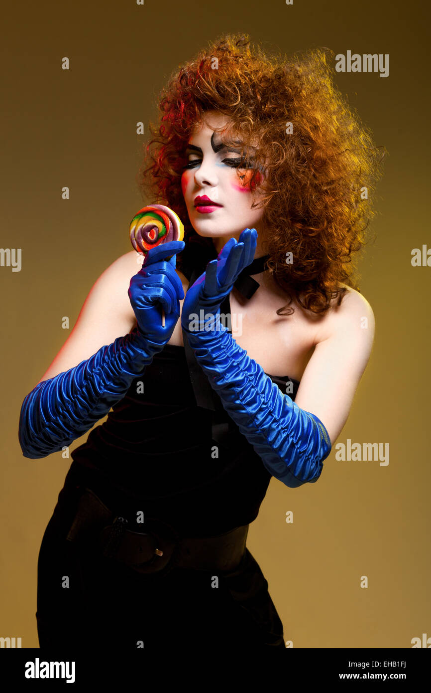 Singing woman art hi-res stock photography and images - Alamy