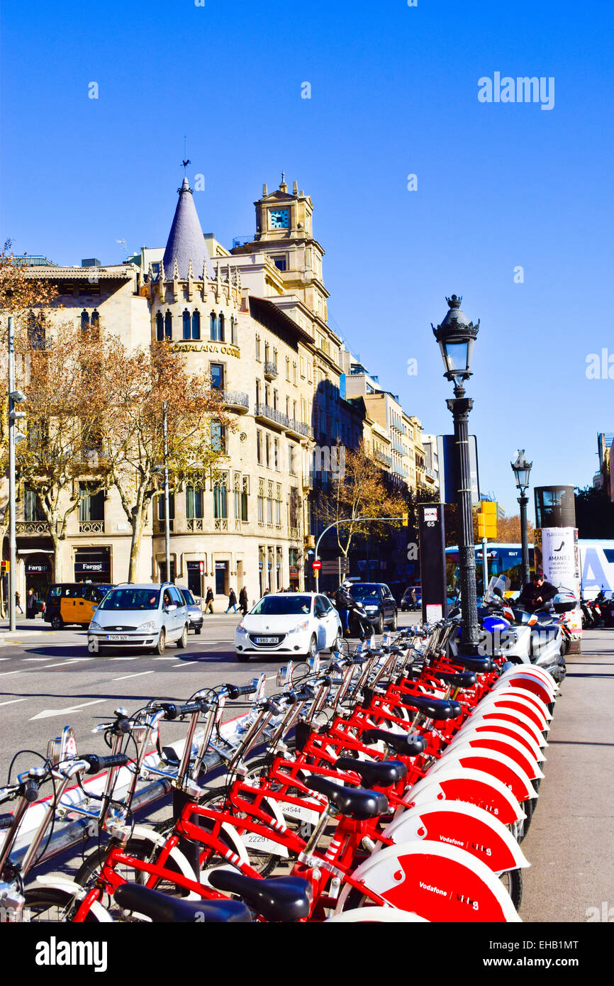 Bicing station. Barcelona, Catalonia, Spain Stock Photo - Alamy