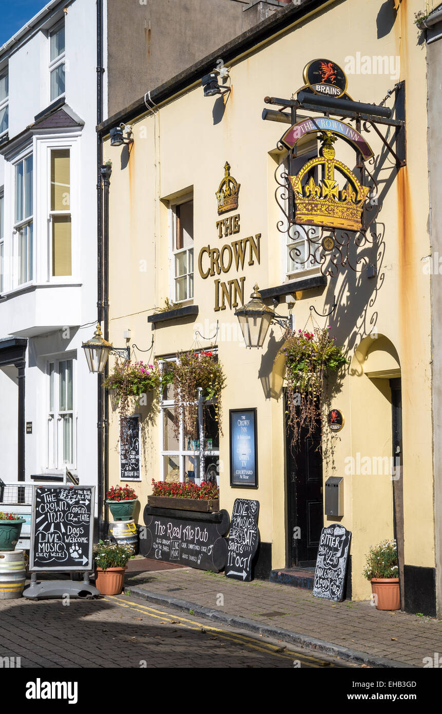 Crown food hi-res stock photography and images - Alamy