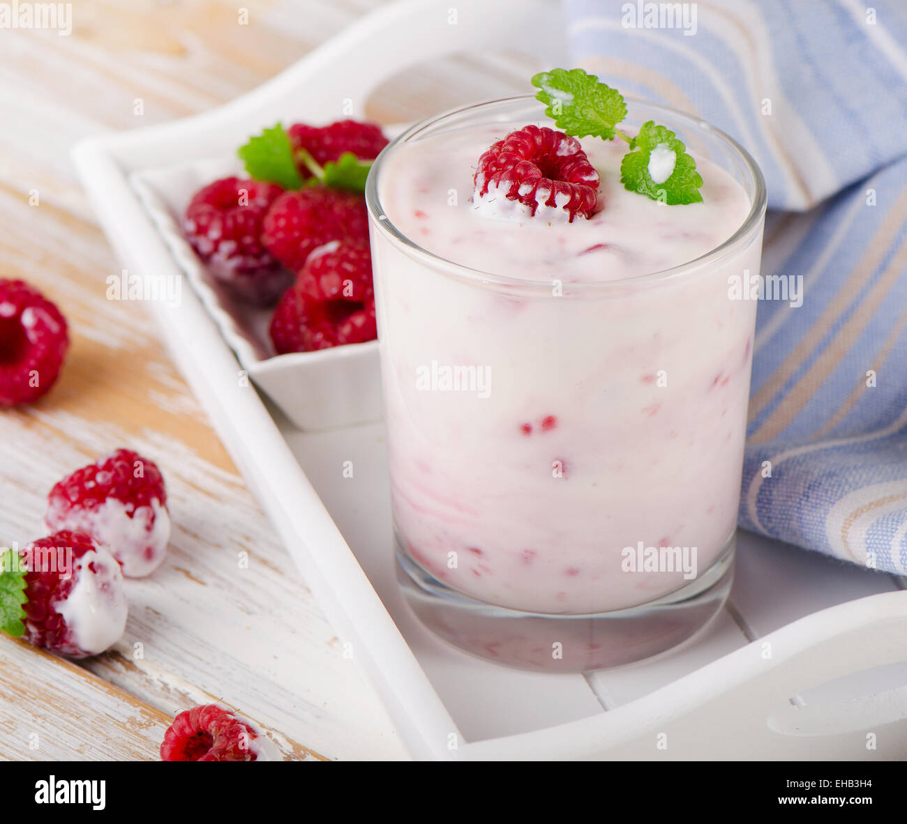 Raspberry yogurt hi-res stock photography and images - Alamy