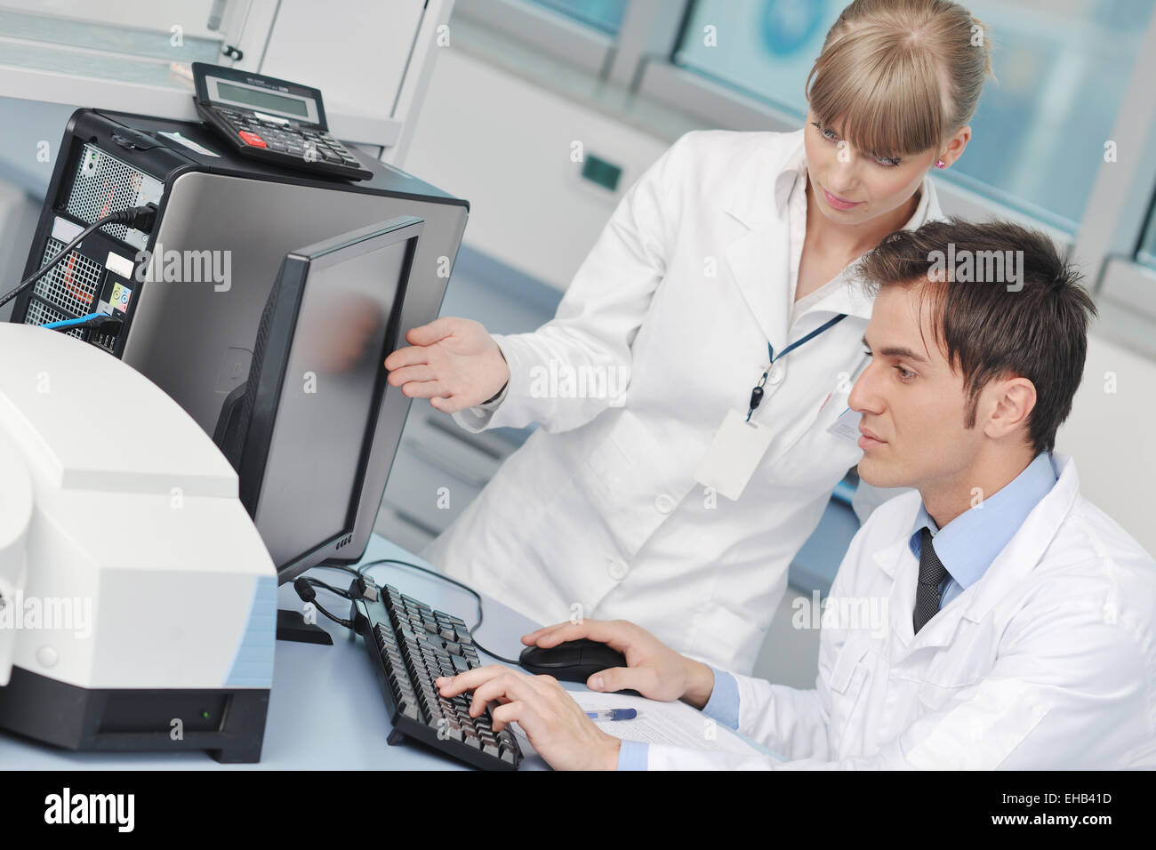 science people in bright lab Stock Photo - Alamy
