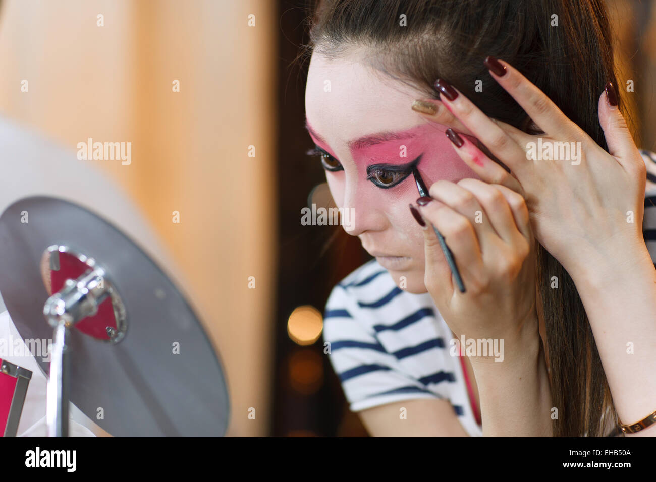 Backstage makeup mirror hi-res stock photography and images - Alamy