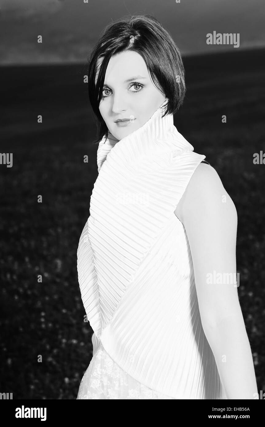 beautiful bride outdoor after wedding ceremny Stock Photo - Alamy