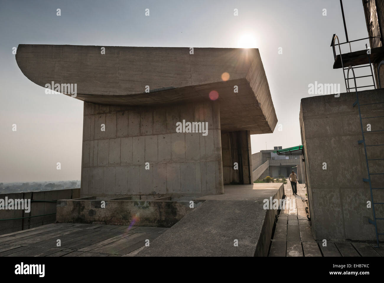 The roof top of The Secretariat building designed by Le Corbusier in ...