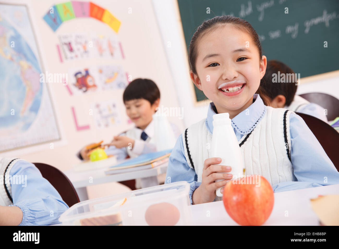 Elementary School Students Eating Lunch High Resolution Stock ...