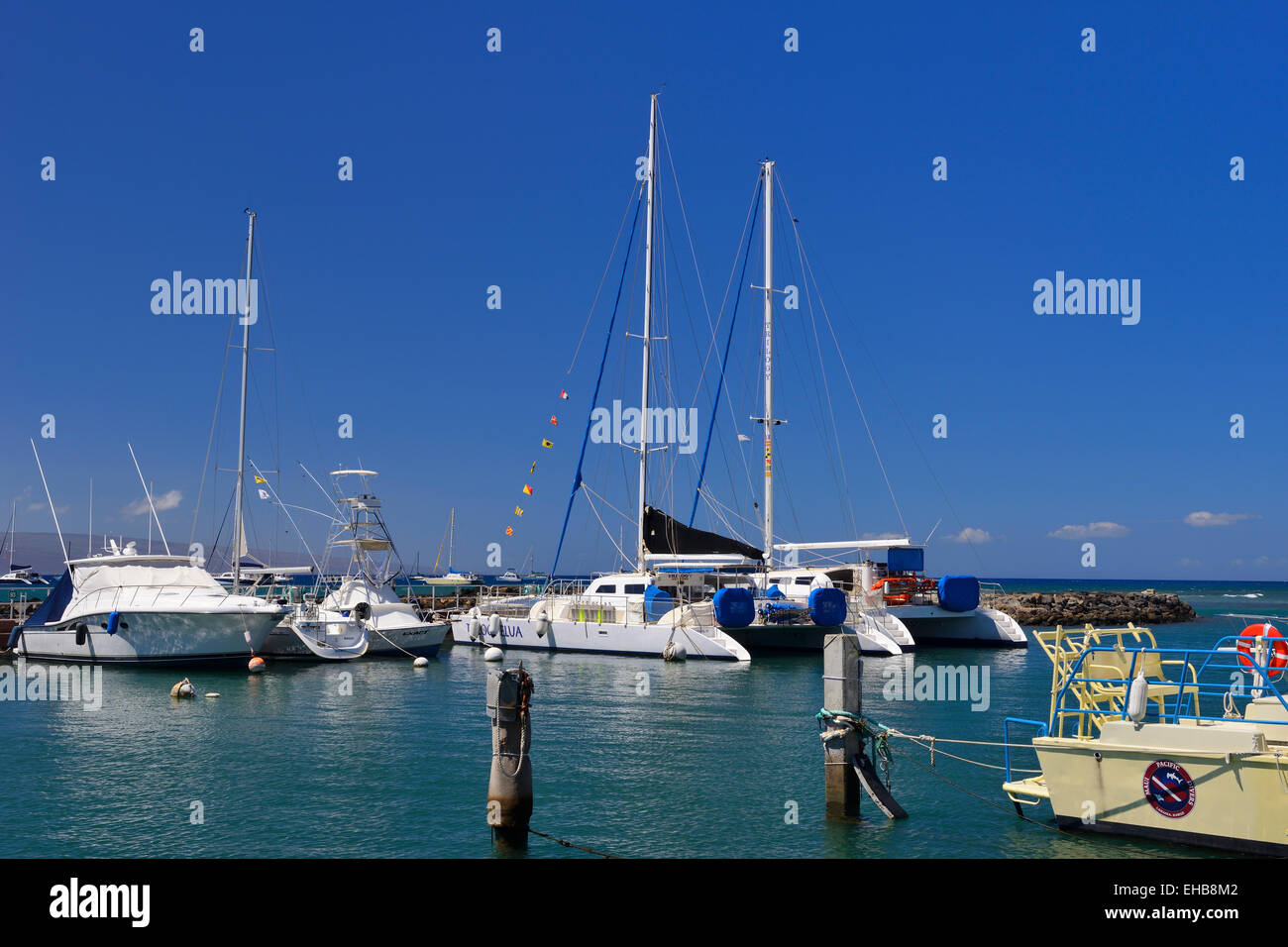 Lahaina harbour hawaii hi-res stock photography and images - Alamy
