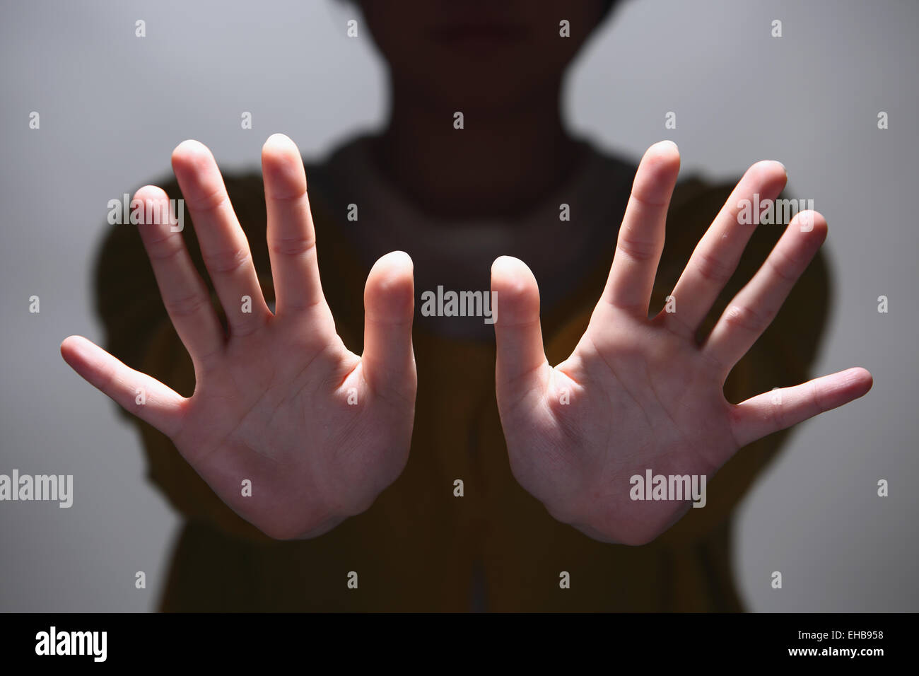 Japanese gesture for ok Stock Photo - Alamy