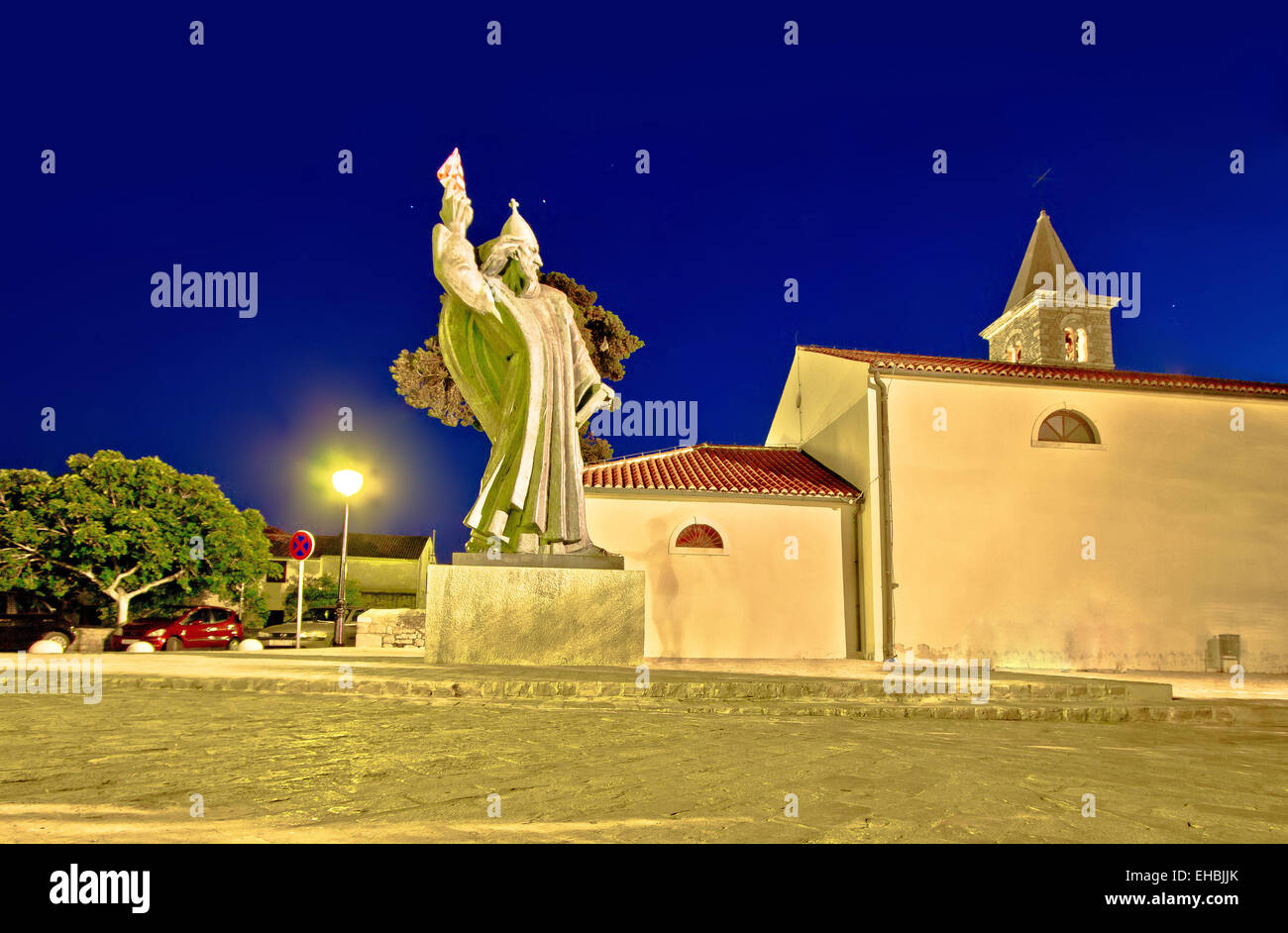 Stone statue town tower hi-res stock photography and images - Alamy