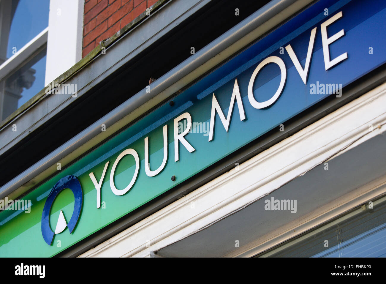 Move sign hi-res stock photography and images - Alamy