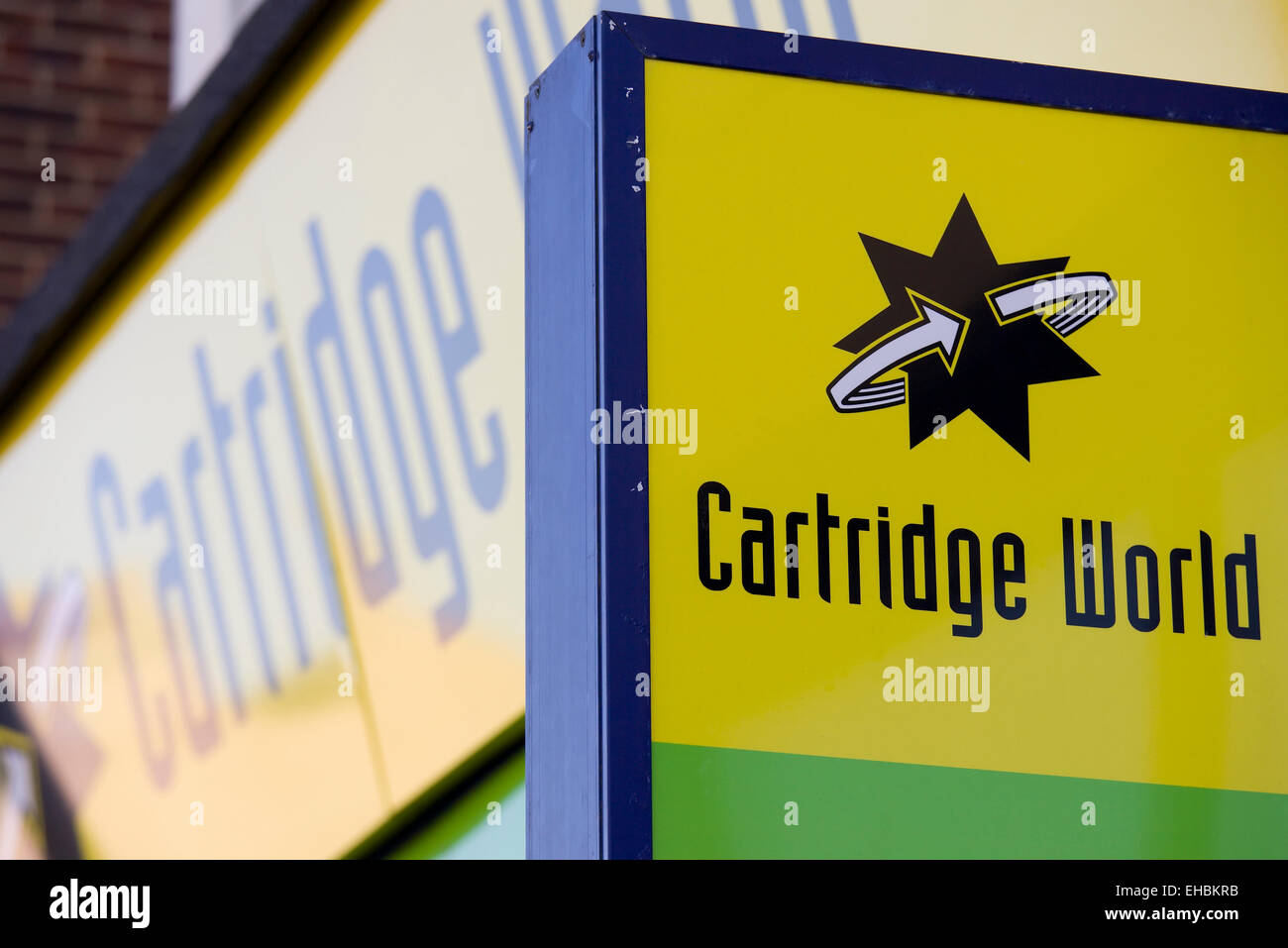 Cartridge World Logo