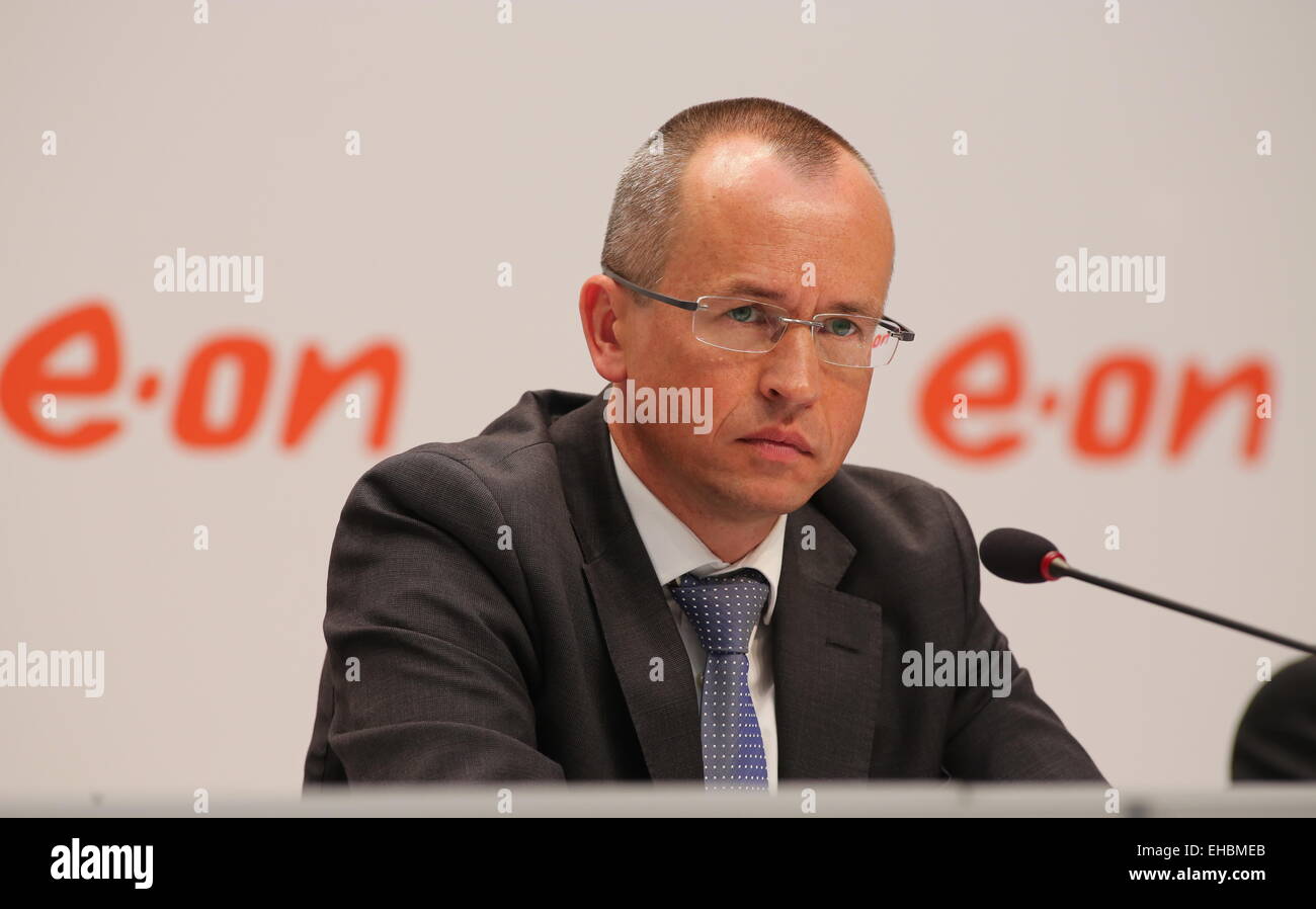 Dusseldorf, Germany. 11th Mar, 2015. EON AG board member Mike Winkel ...