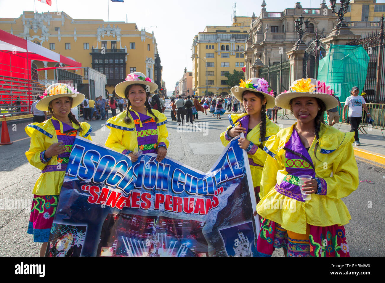 Lima Peru Traditional Dress High Resolution Stock Photography and ...