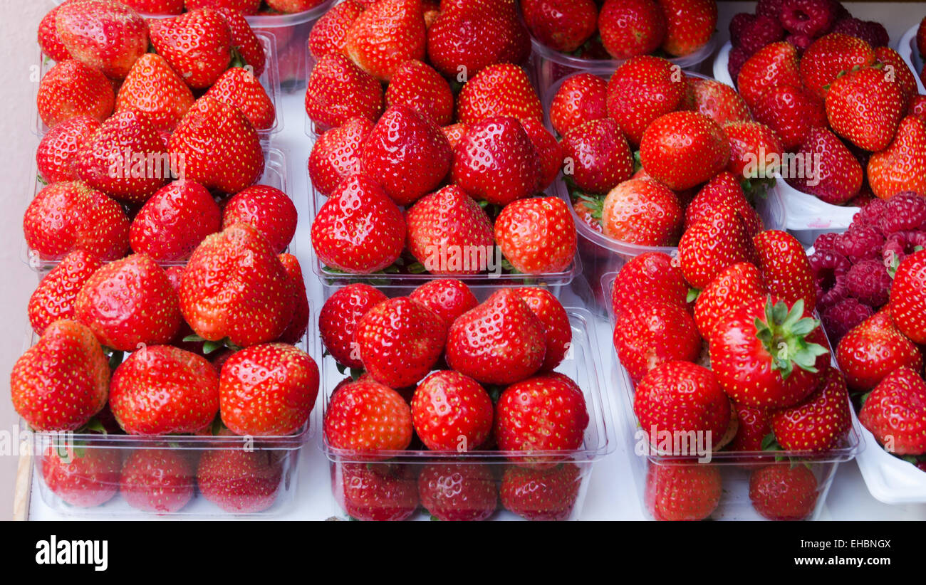 many strawberry in a basket Stock Photo - Alamy