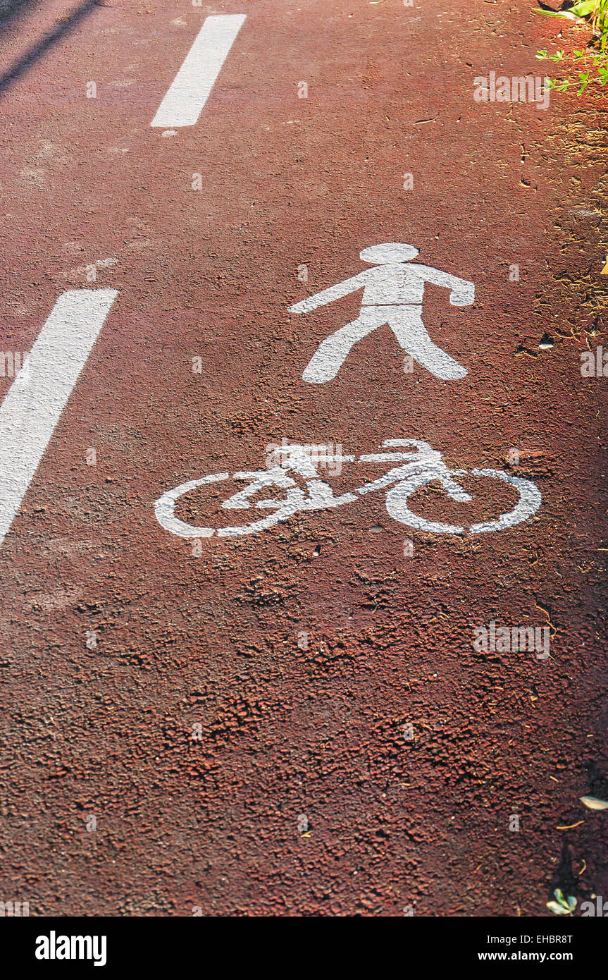Bicycle and pedestrian paths signs in Curia, Portugal Stock Photo - Alamy